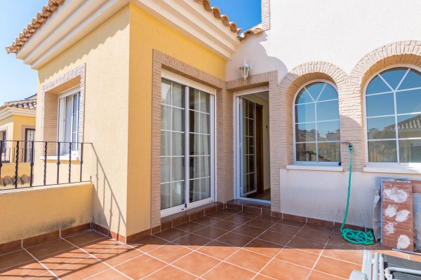 Villas for sale in Spain with a private pool, MASA International