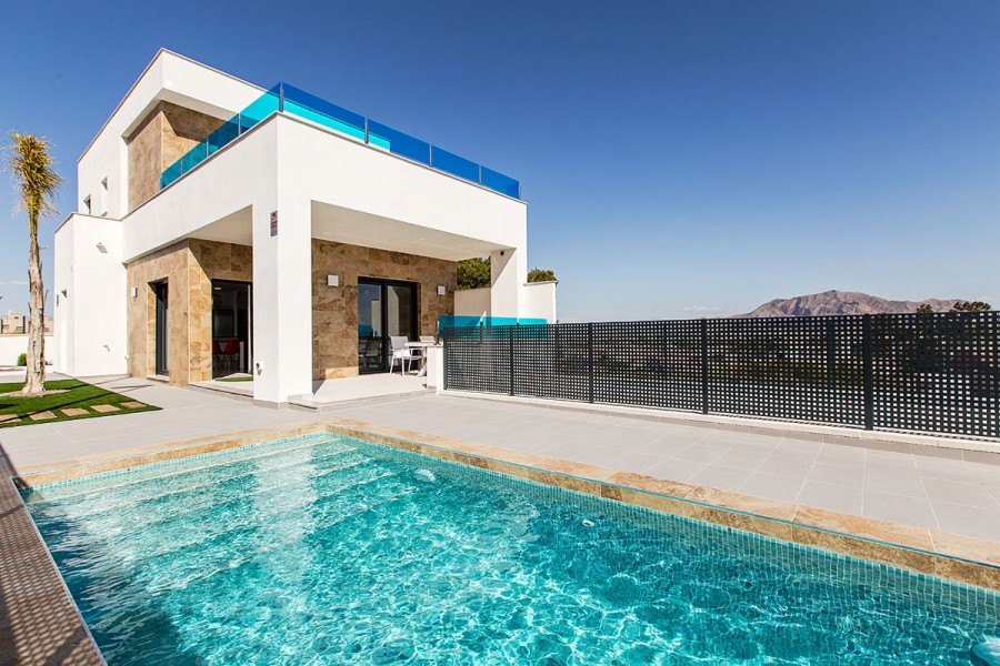 Villas for sale in Spain with a private pool, MASA International